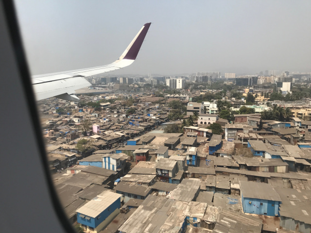 Mumbai: A City of Class Divide | Rashid's Blog: Portal for Inquisitive ...