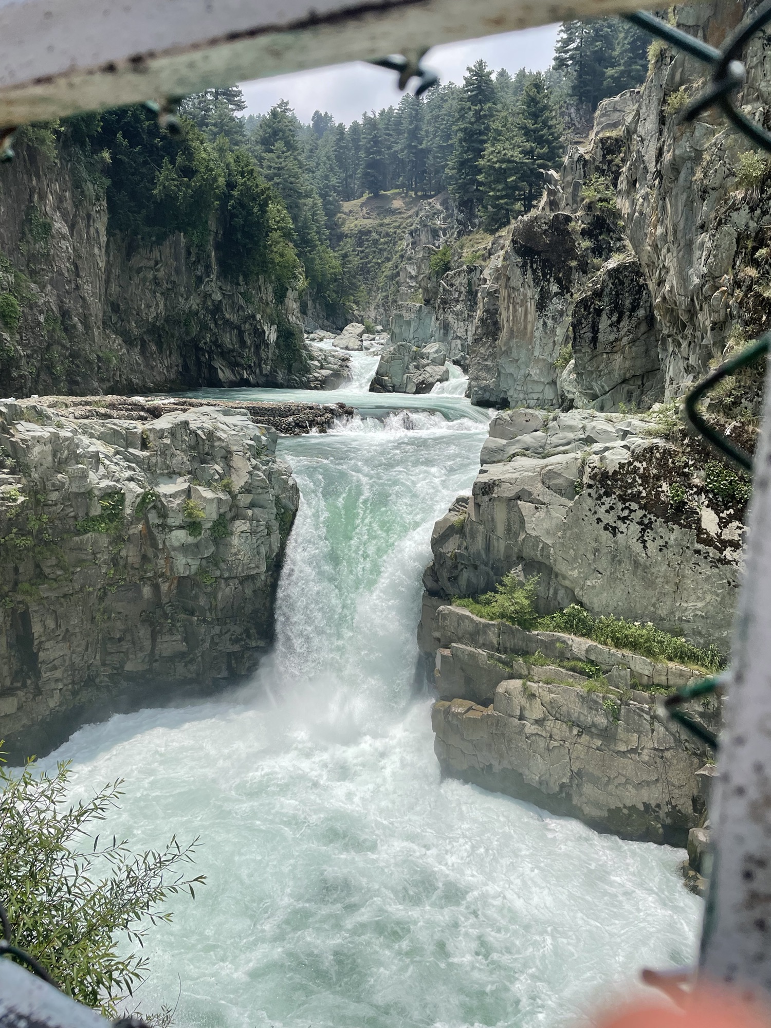 Aharbal Water Fall in Kashmir: Mesmerising | Rashid's Blog: Portal for ...
